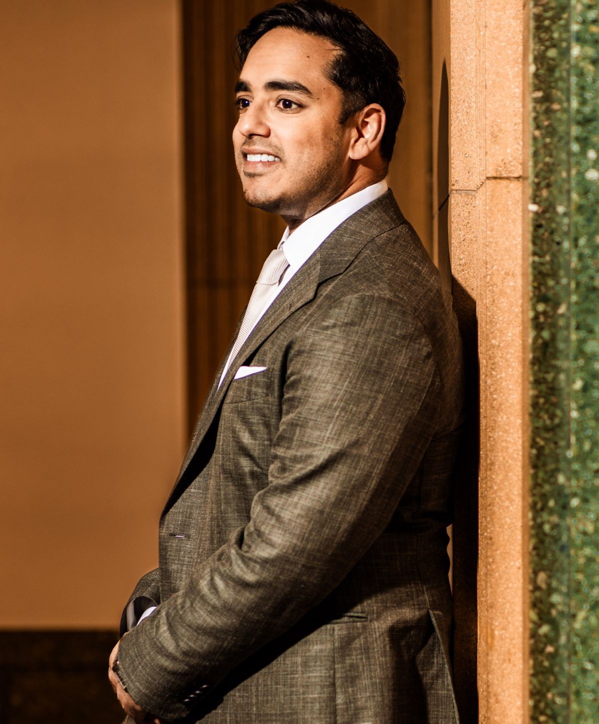 Meet Dr. Kapadia | Kapadia Plastic Surgery